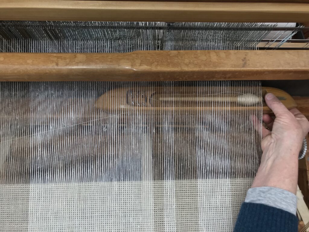 Suzi Ballenger’s RealFibers® — fiber artist, teacher, and handweaver